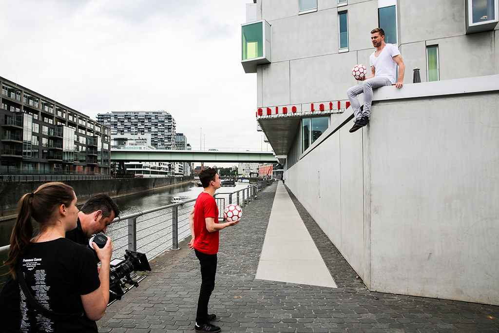 03_S2-Freestyler-Daniel Korte & René Mathussek_Dorma-Spot - Fussball ...